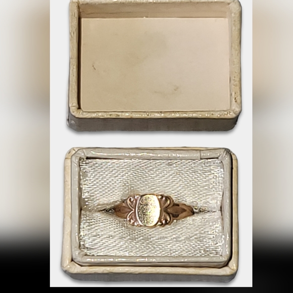 Ostby & Barton Jewelry Co. | Jewelry | Vintage Signet Ring Victorian ...